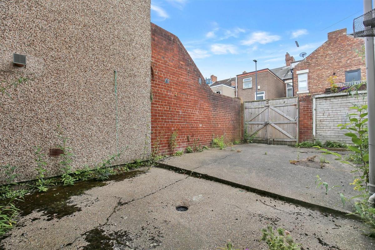 2 bedroom apartment for rent Stratford Grove West, Newcastle, NE6 5BB ...