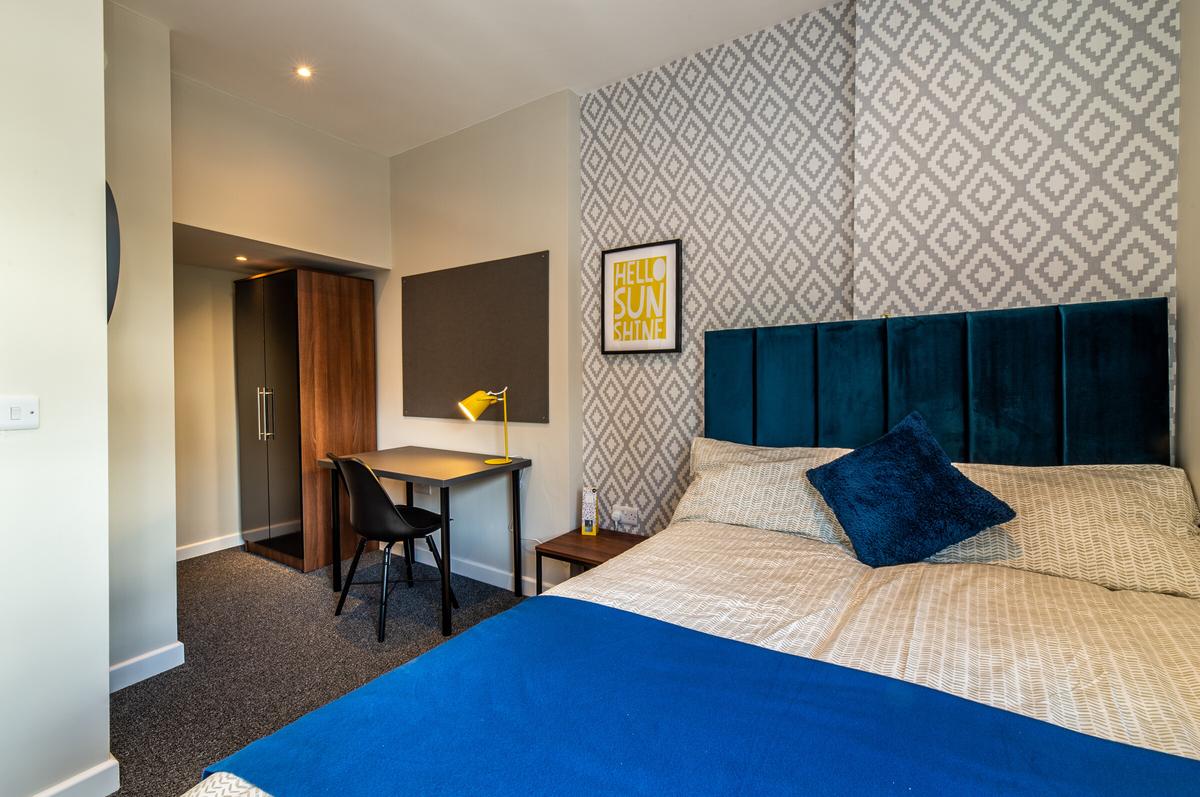 4 bedroom apartment for rent North Sherwood Street, Nottingham, NG1 4FJ ...