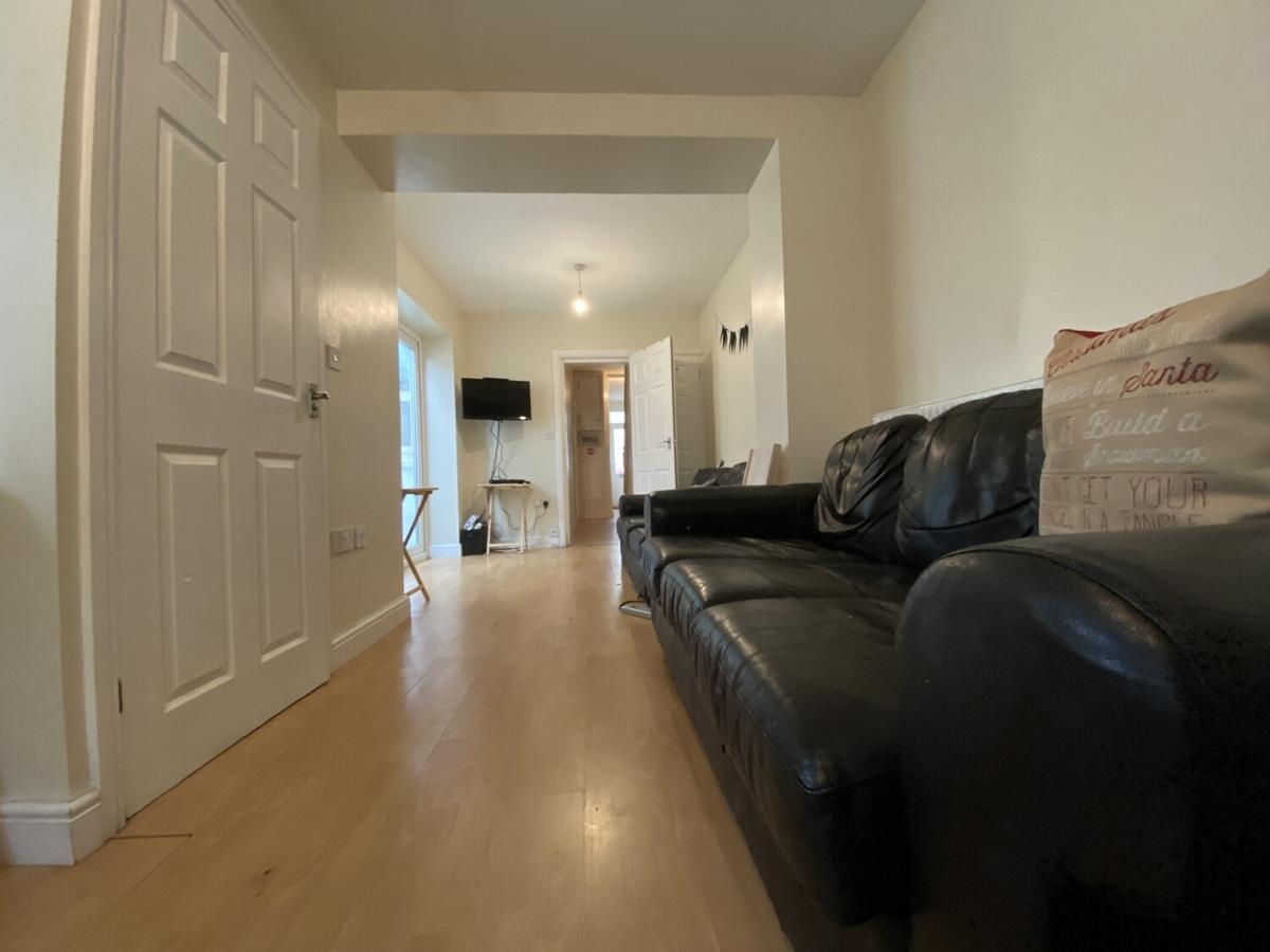 5 bedroom house for rent Merthyr Street, Cardiff, CF24 4JL | UniHomes