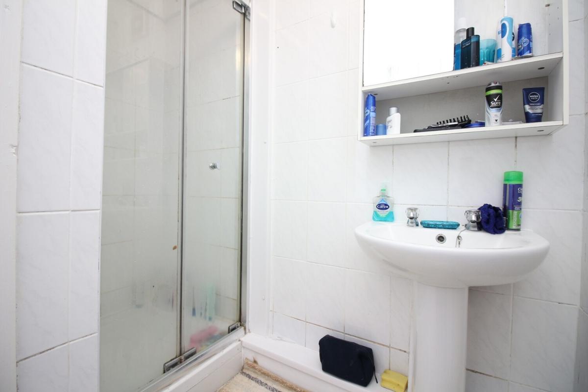 4 bedroom house for rent Wyverne Road, Cardiff, CF24 4BJ | UniHomes