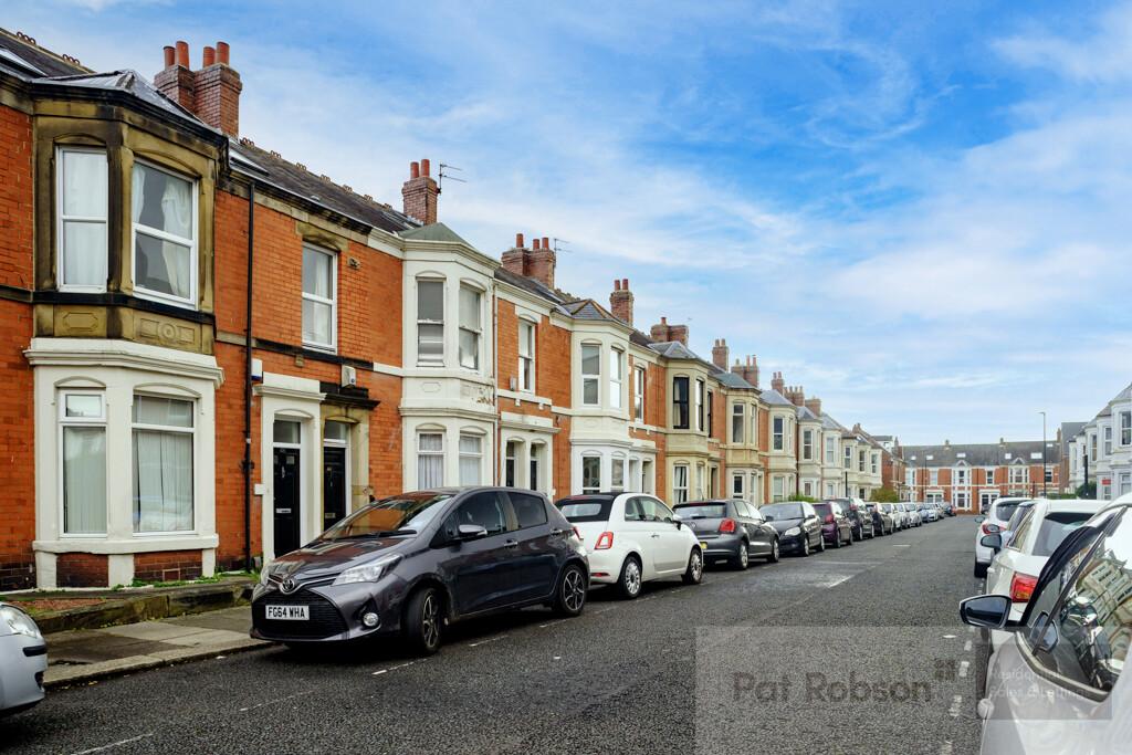 5 bedroom house for rent Myrtle Grove Newcastle, NE2 3HT | UniHomes