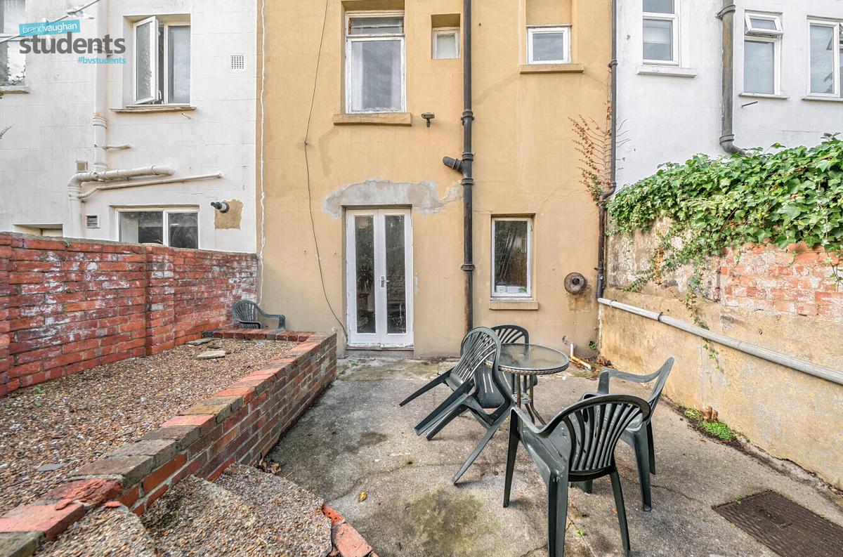 4 bedroom house for rent St Mary Magdalene Street Brighton, BN2 3HU ...