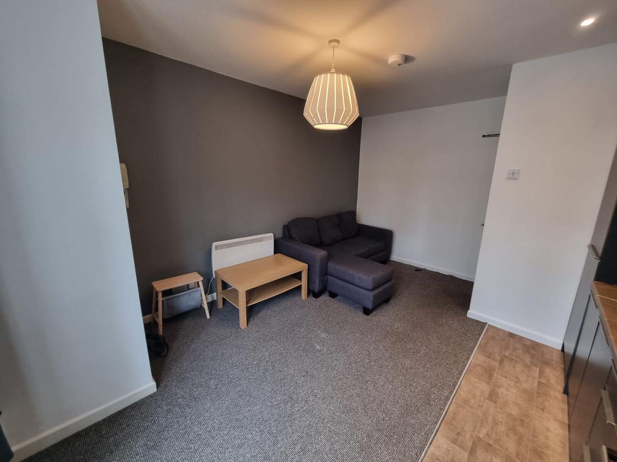 3 bedroom apartment for rent 231 Upper Brook Street Manchester ...