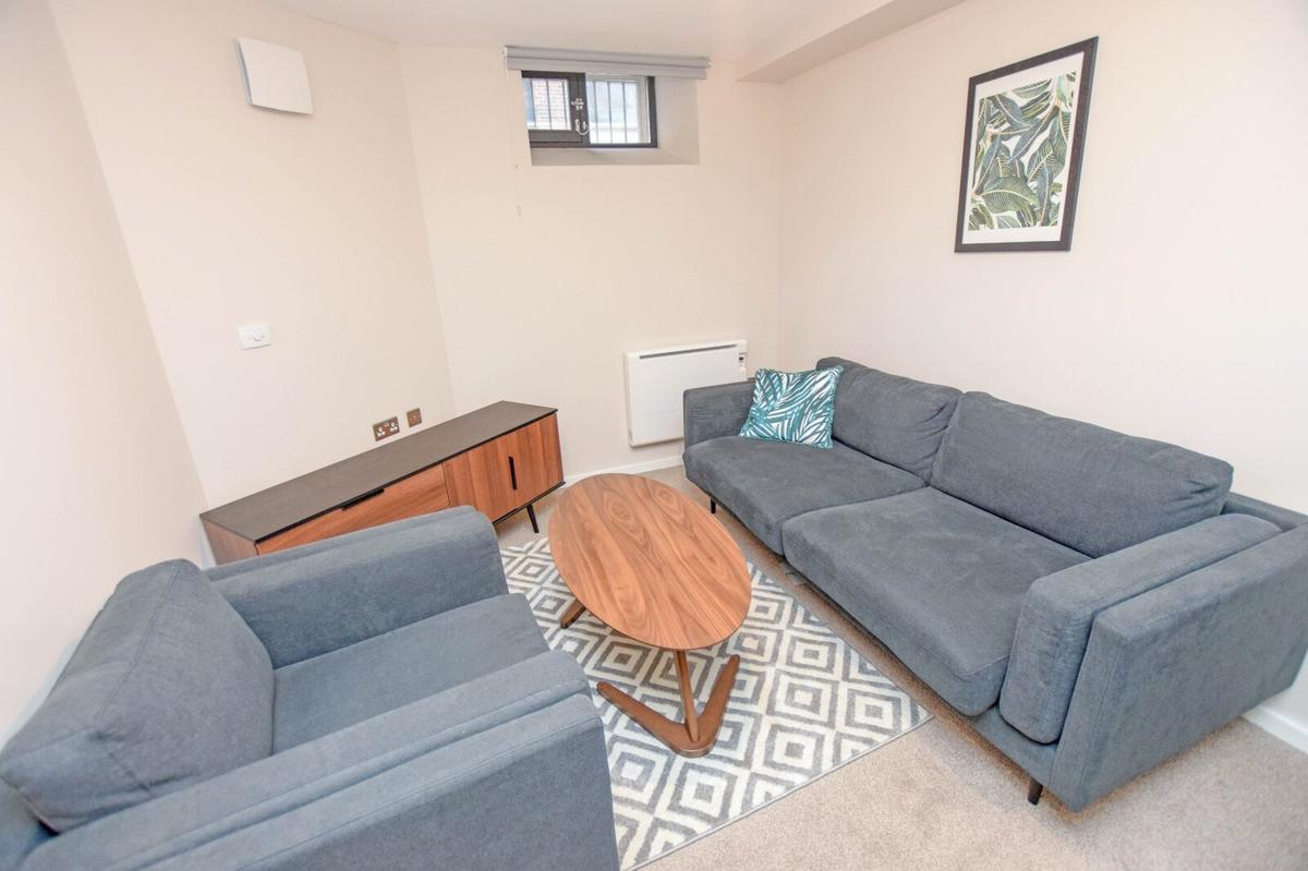 2 bedroom house for rent Spinners Mill Manchester, M4 5FZ | UniHomes