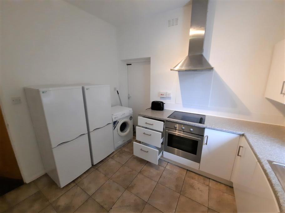 4 bedroom apartment for rent Manor House Road, Newcastle, NE2 2LY ...