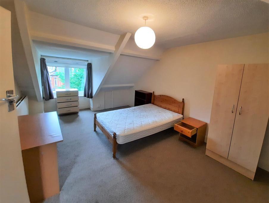 4 bedroom apartment for rent Manor House Road Newcastle, NE2 2LY | UniHomes