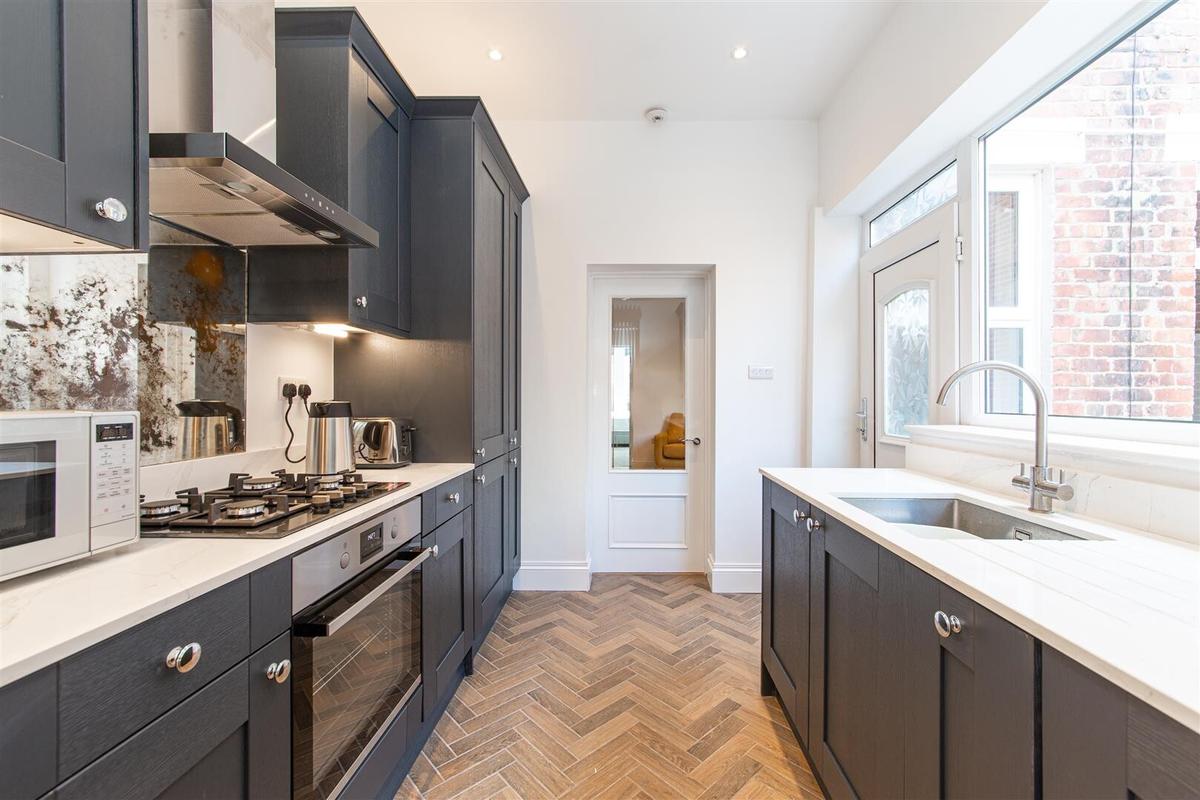 3 bedroom apartment for rent Hotspur Street Newcastle, NE6 5BH | UniHomes