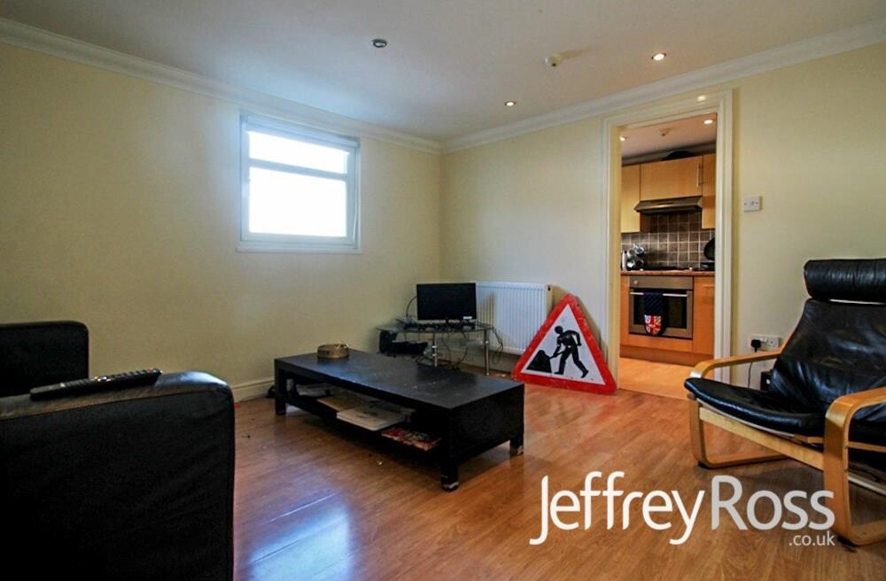 3 bedroom house for rent Connaught Road Cardiff, CF24 3PX | UniHomes
