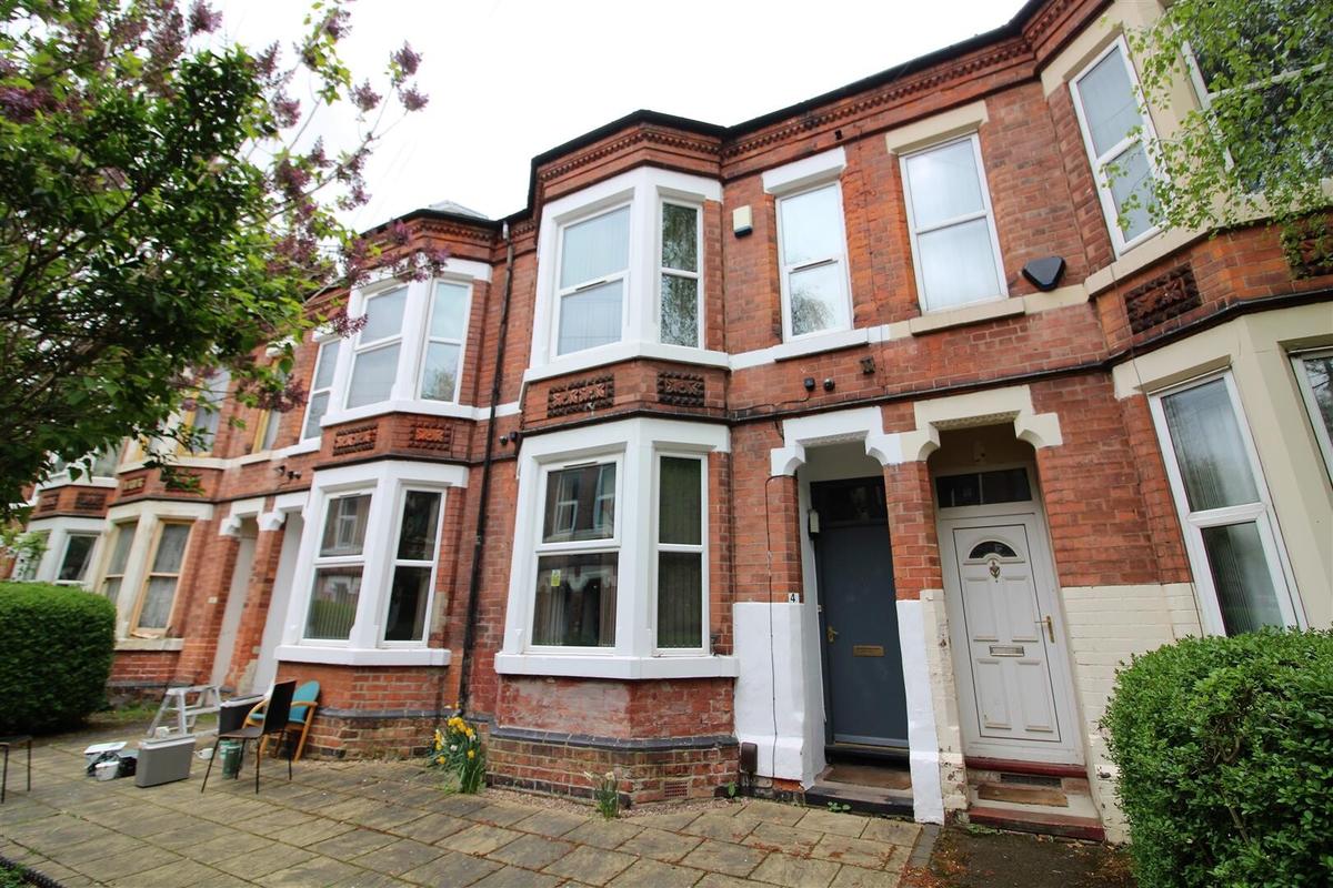 4 bedroom house for rent Church Grove, Nottingham, NG7 2FG | UniHomes