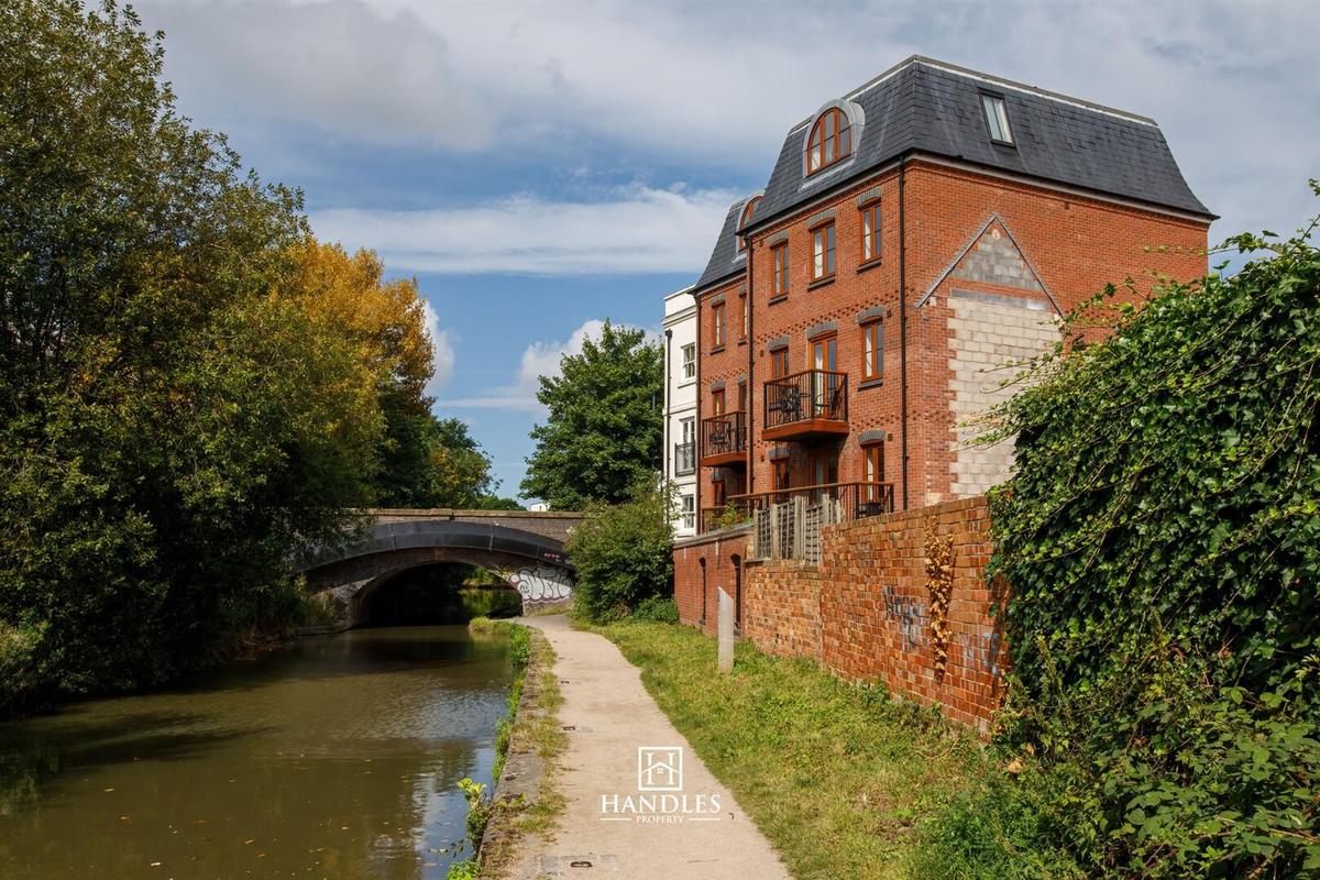 9 bedroom apartment for rent 19 Tachbrook Road, Leamington Spa, CV31 3DN | UniHomes