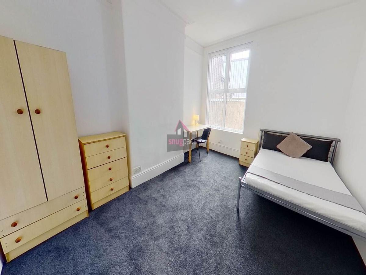 7 bedroom house for rent Carlton Road Manchester, M6 7EW | UniHomes