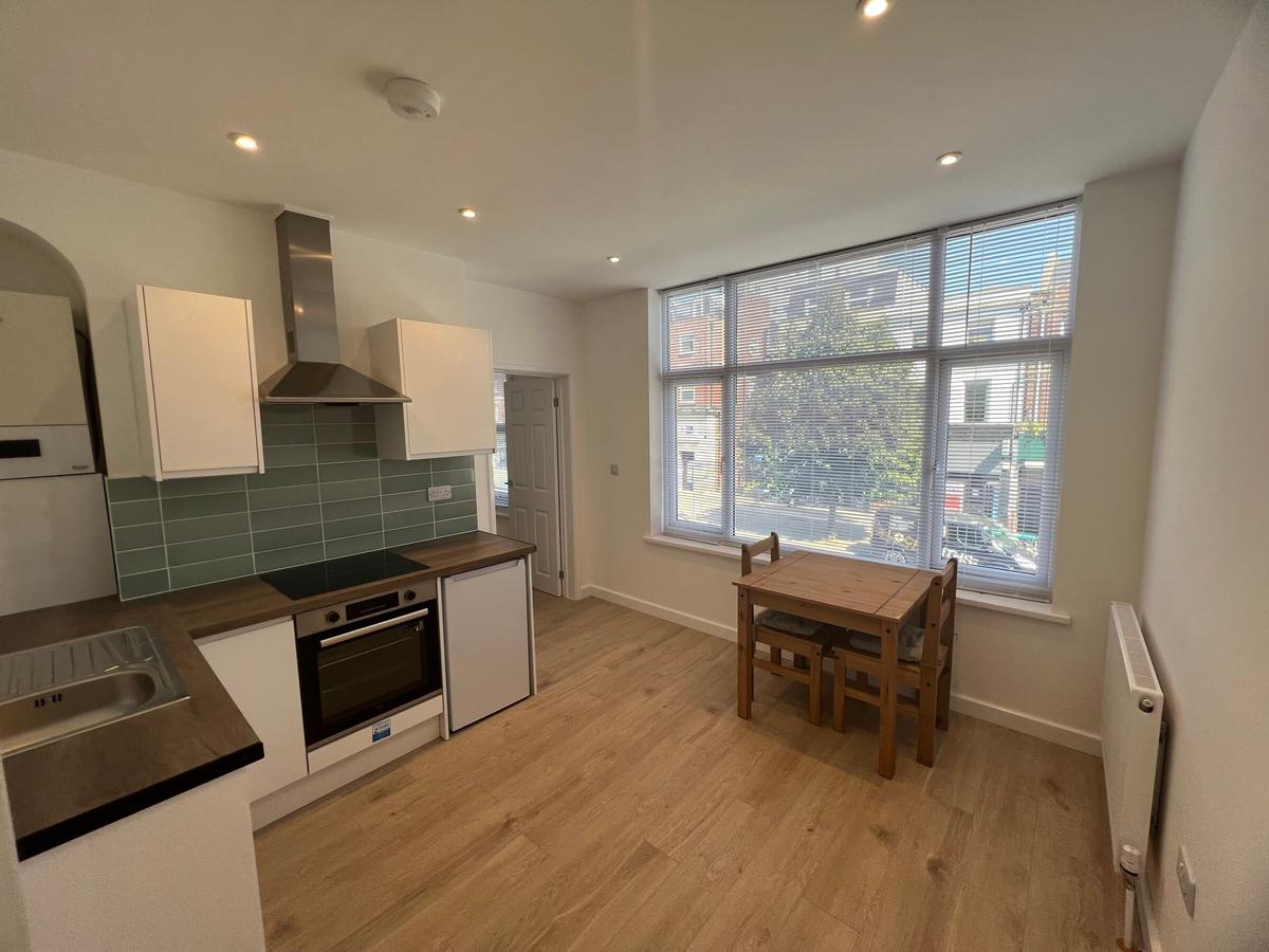 2 bedroom apartment for rent London Road, Southampton, SO15 2AE | UniHomes