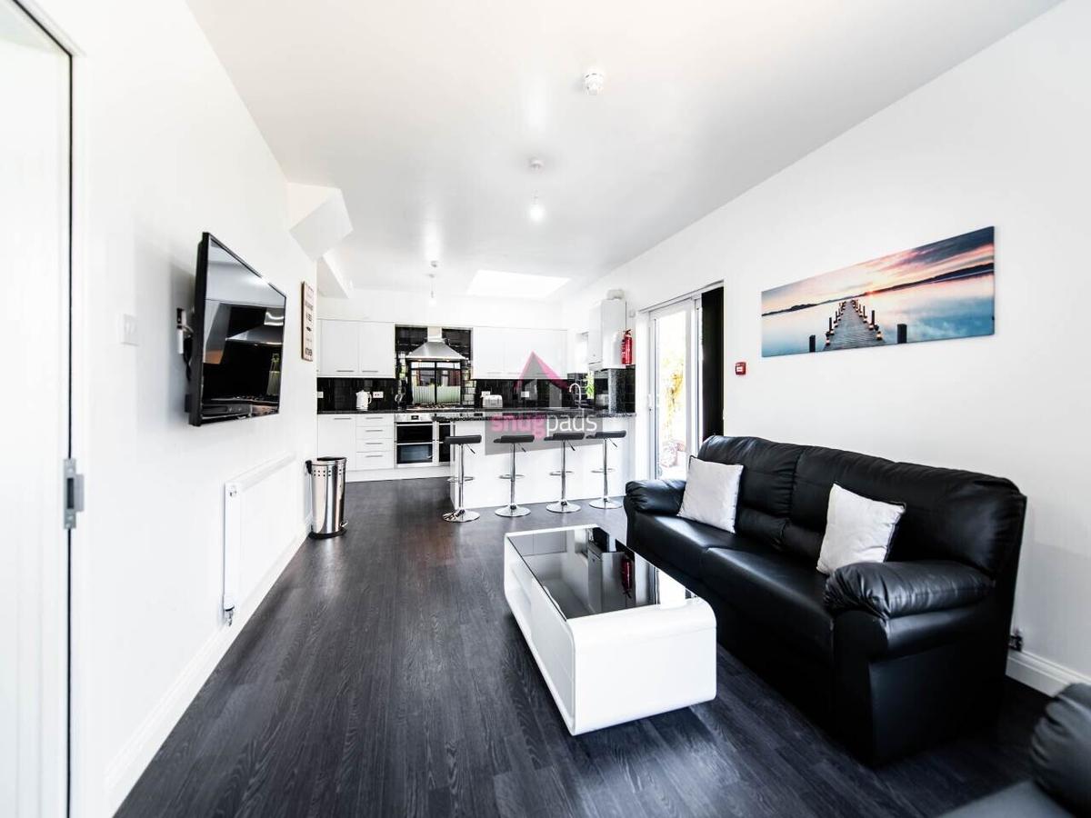 1 bedroom house for rent Trenant Road, Manchester, M6 7ES | UniHomes