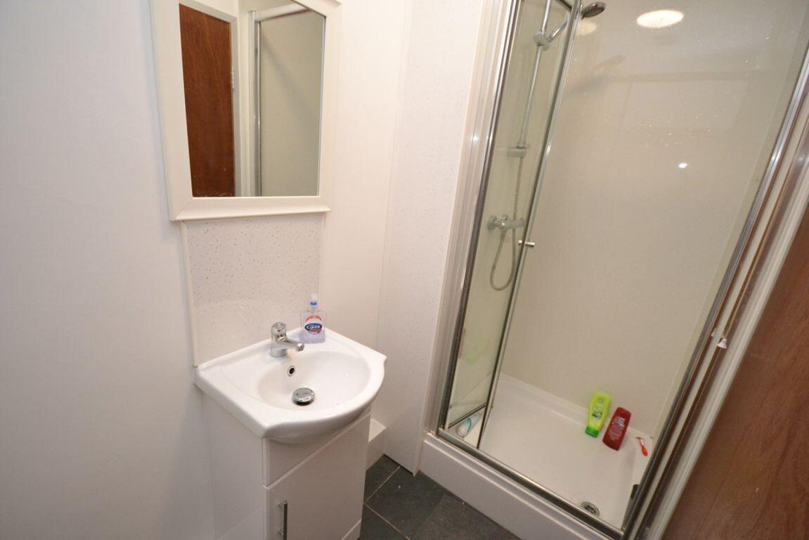6 bedroom house for rent Beeston Road Nottingham, NG7 2JQ | UniHomes