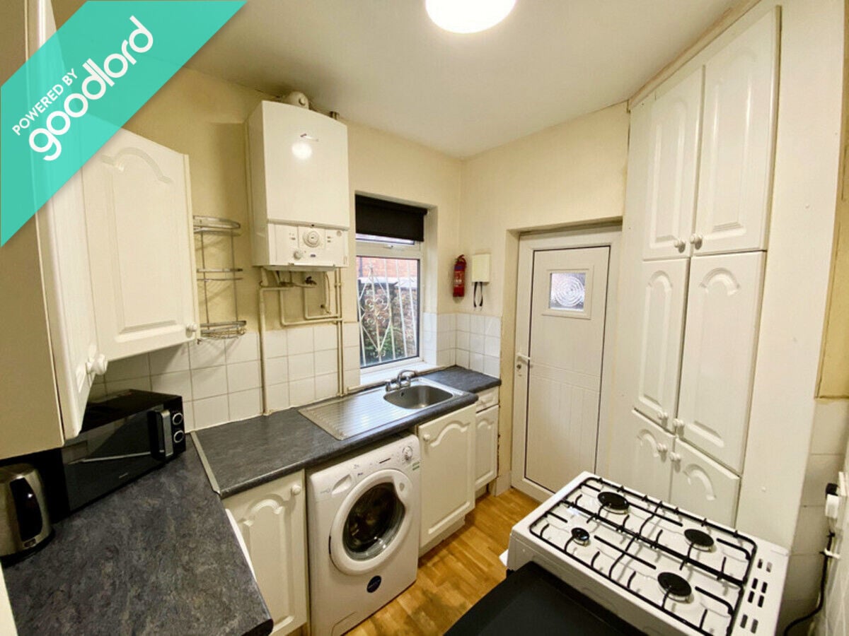 3 bedroom house for rent Heald Place Fallowfield, Manchester, M14 5NJ ...