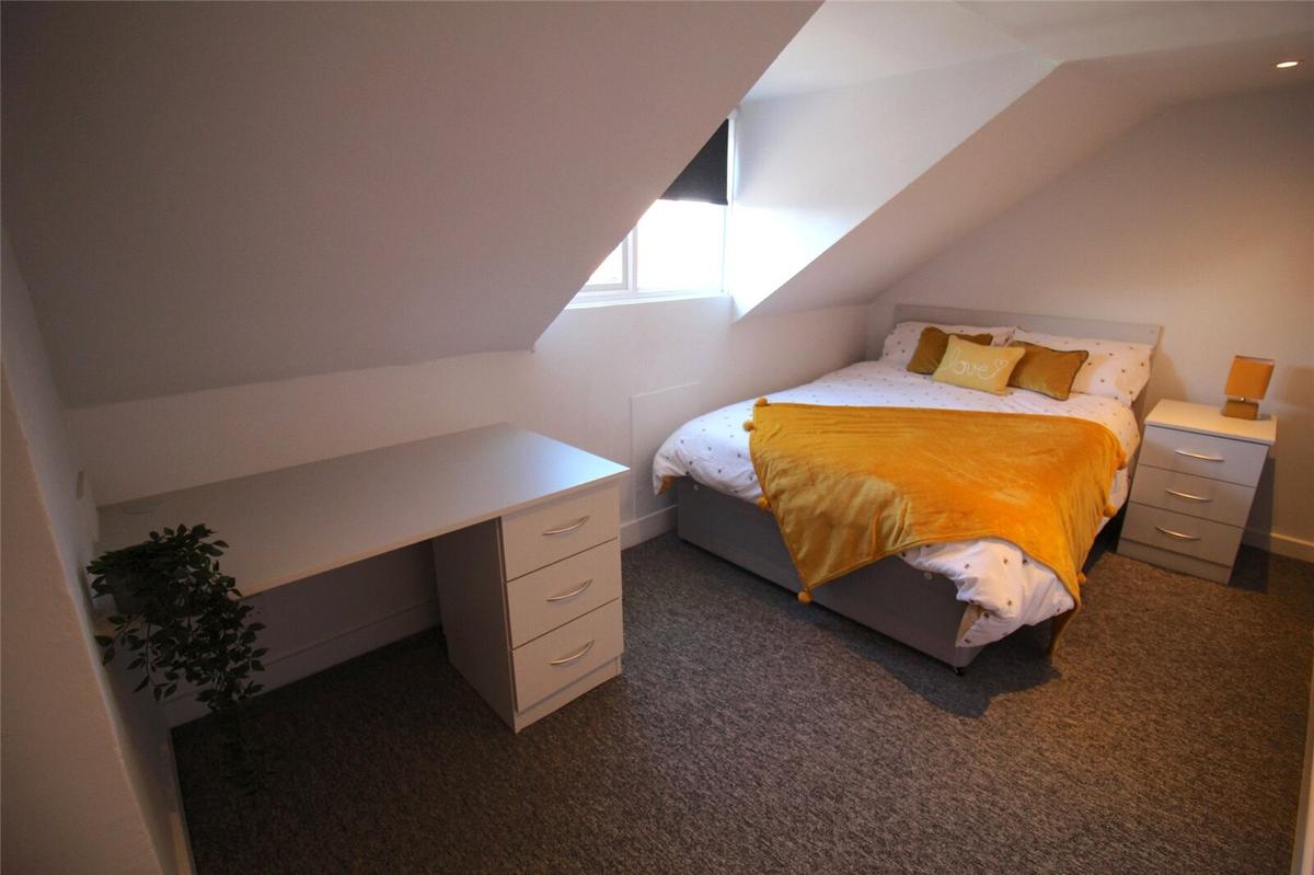 4 bedroom house for rent Carlton Place Southampton, SO15 2EA | UniHomes