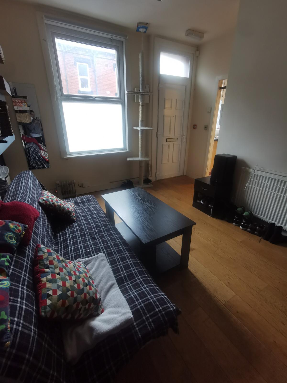 2 bedroom house for rent Harold Road, Leeds, LS6 1PR | UniHomes