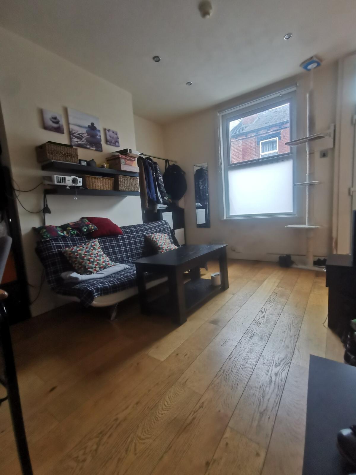 2 bedroom house for rent Harold Road, Leeds, LS6 1PR | UniHomes