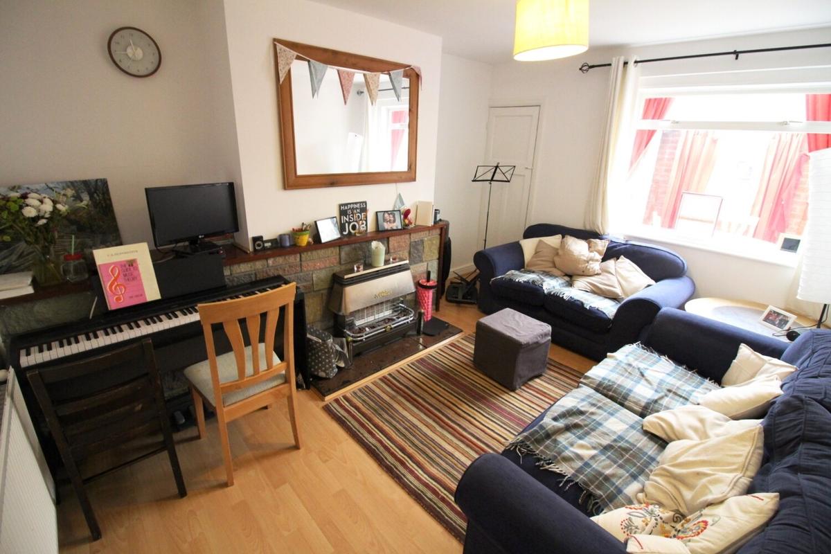 3 bedroom house for rent Maindy Road Cardiff, CF24 4HQ | UniHomes