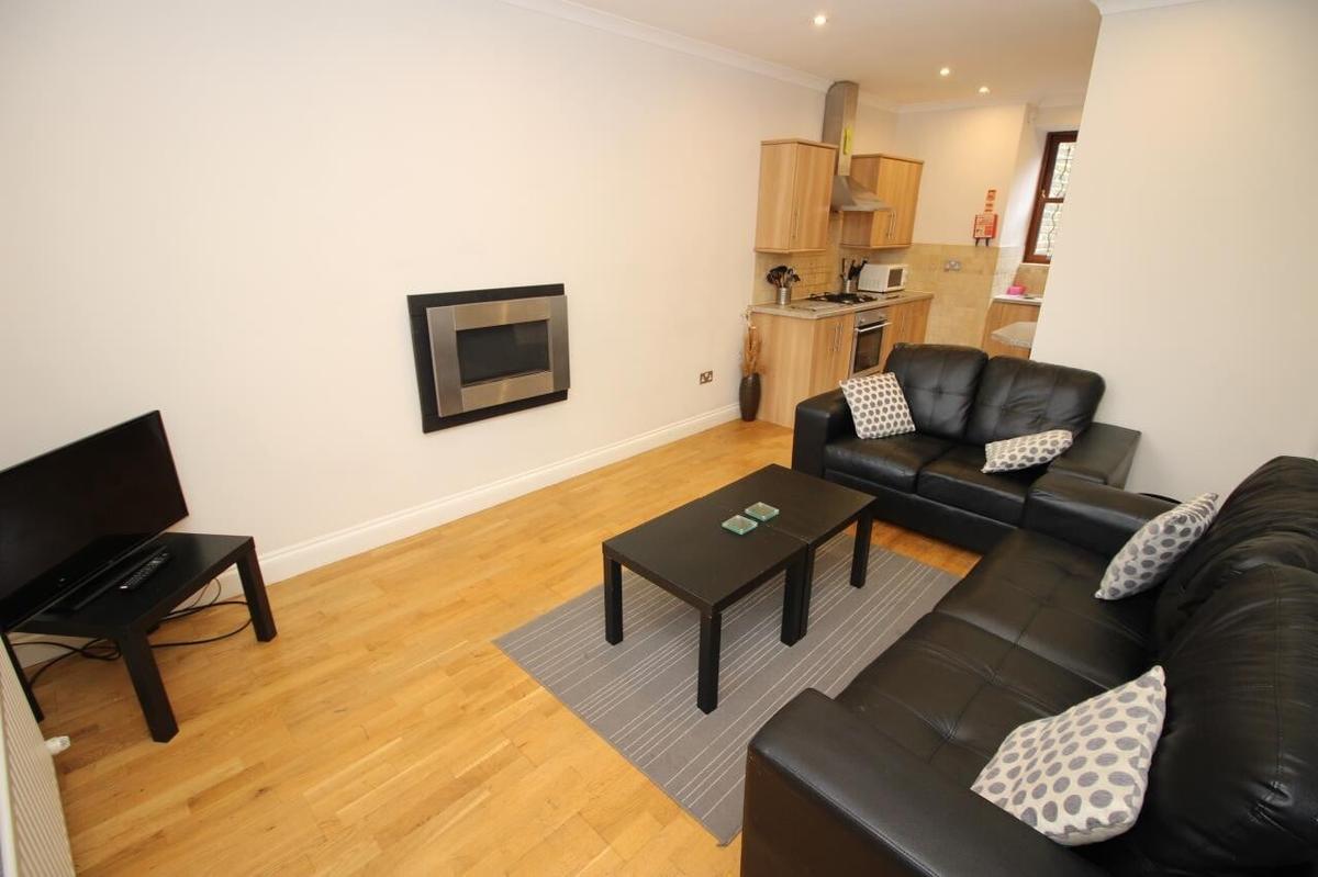 5 bedroom house for rent Swinburne Place, Newcastle, NE4 6EA | UniHomes