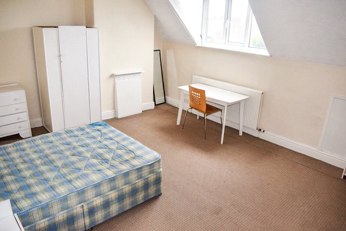 4 bedroom house for rent Ladybarn Lane Manchester, M14 6NG | UniHomes