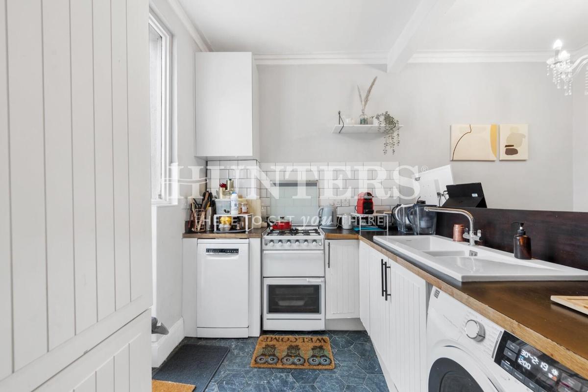 2 bedroom apartment for rent Sumatra Road London, NW6 1PG | UniHomes