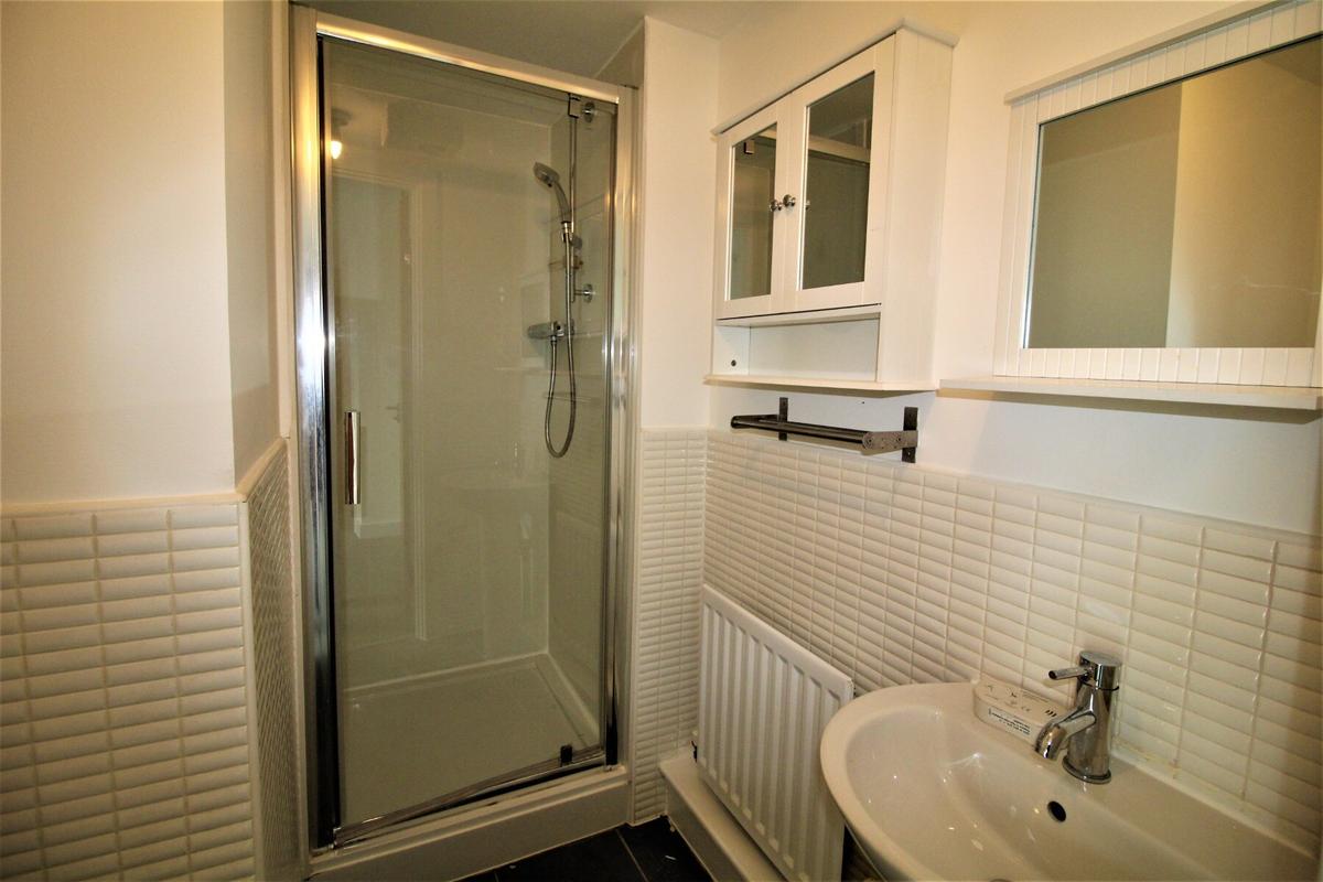 2 bedroom apartment for rent Lochburn Gate Glasgow, G20 0SN | UniHomes