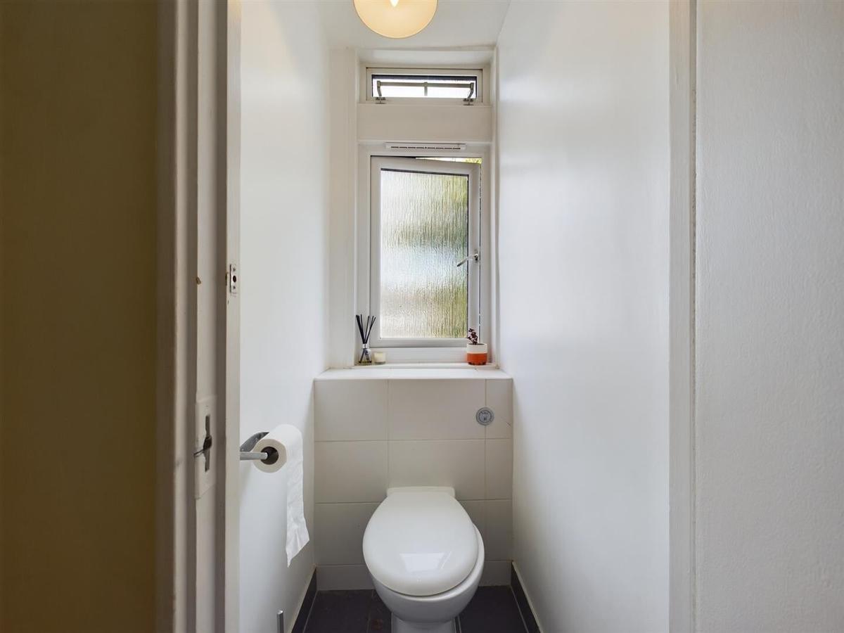 4 bedroom apartment for rent Victoria Rise London, SW4 0PE | UniHomes