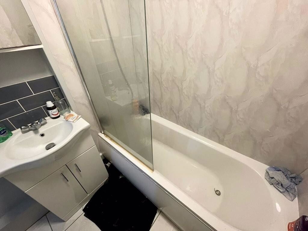 3 bedroom house for rent Abbey Bridge Nottingham, NG7 2NH | UniHomes
