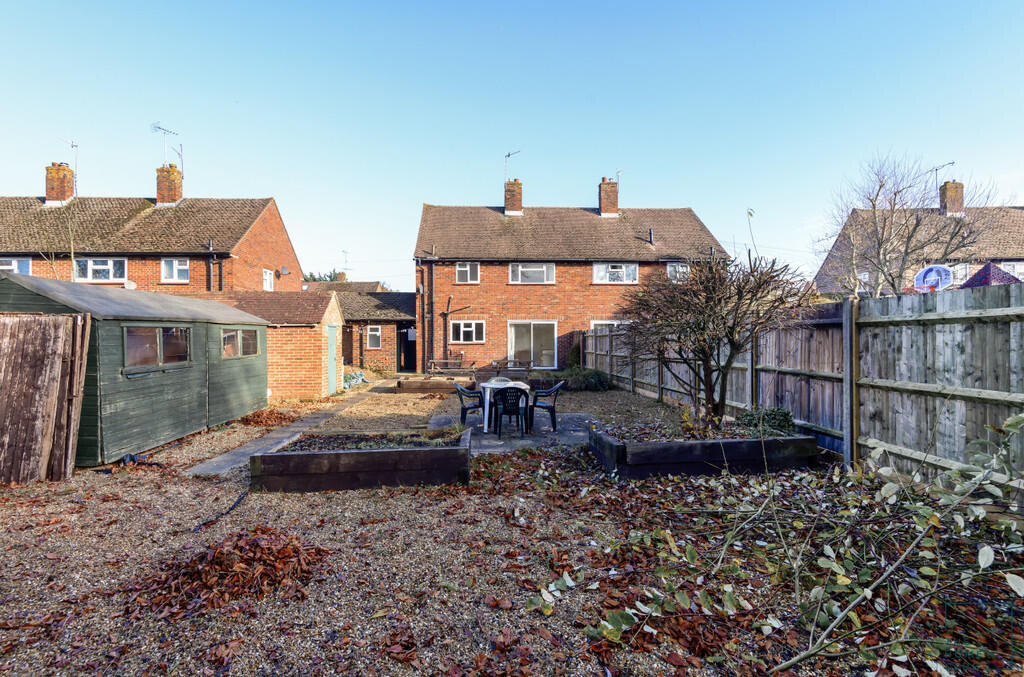 4 bedroom house for rent Cedar Way Surrey, GU1 1JH | UniHomes