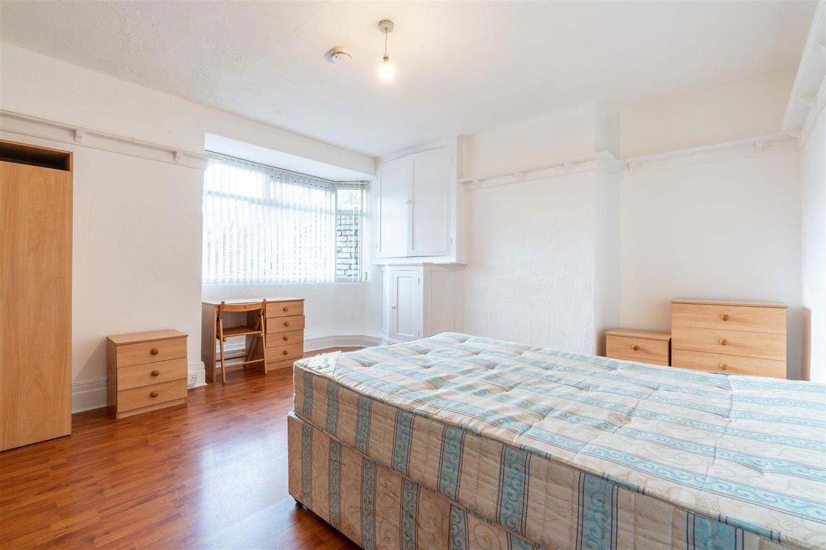 3 bedroom apartment for rent Kenton Road Newcastle, NE3 4TH | UniHomes