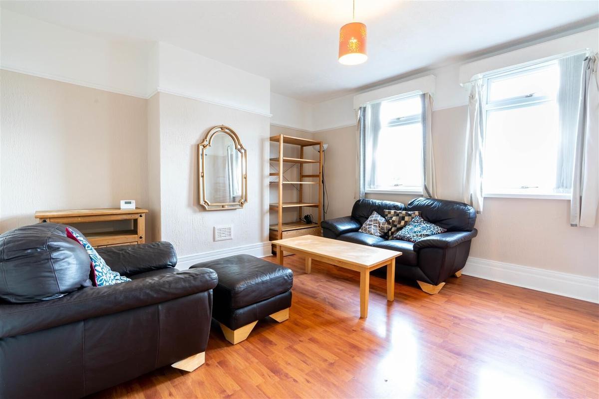 3 bedroom apartment for rent Kenton Road Newcastle, NE3 4TH | UniHomes