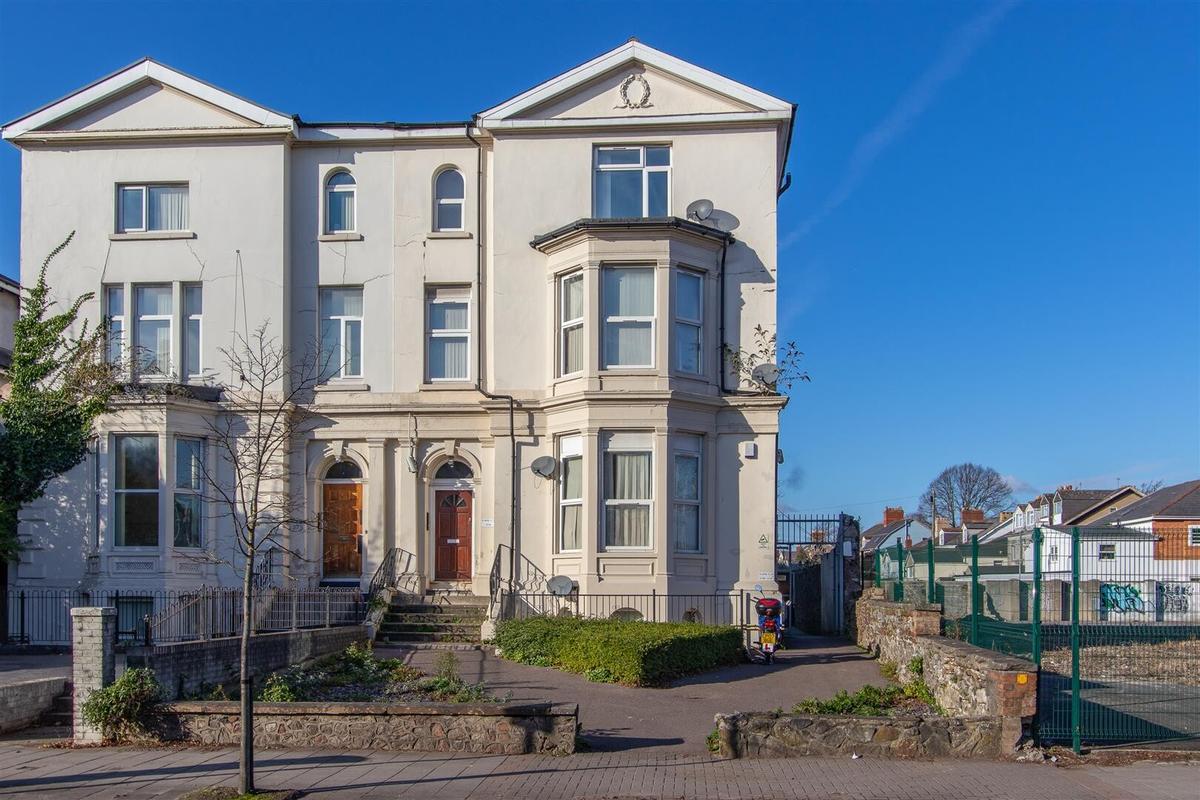 2 bedroom house for rent Newport Road Cardiff, CF24 1AH | UniHomes
