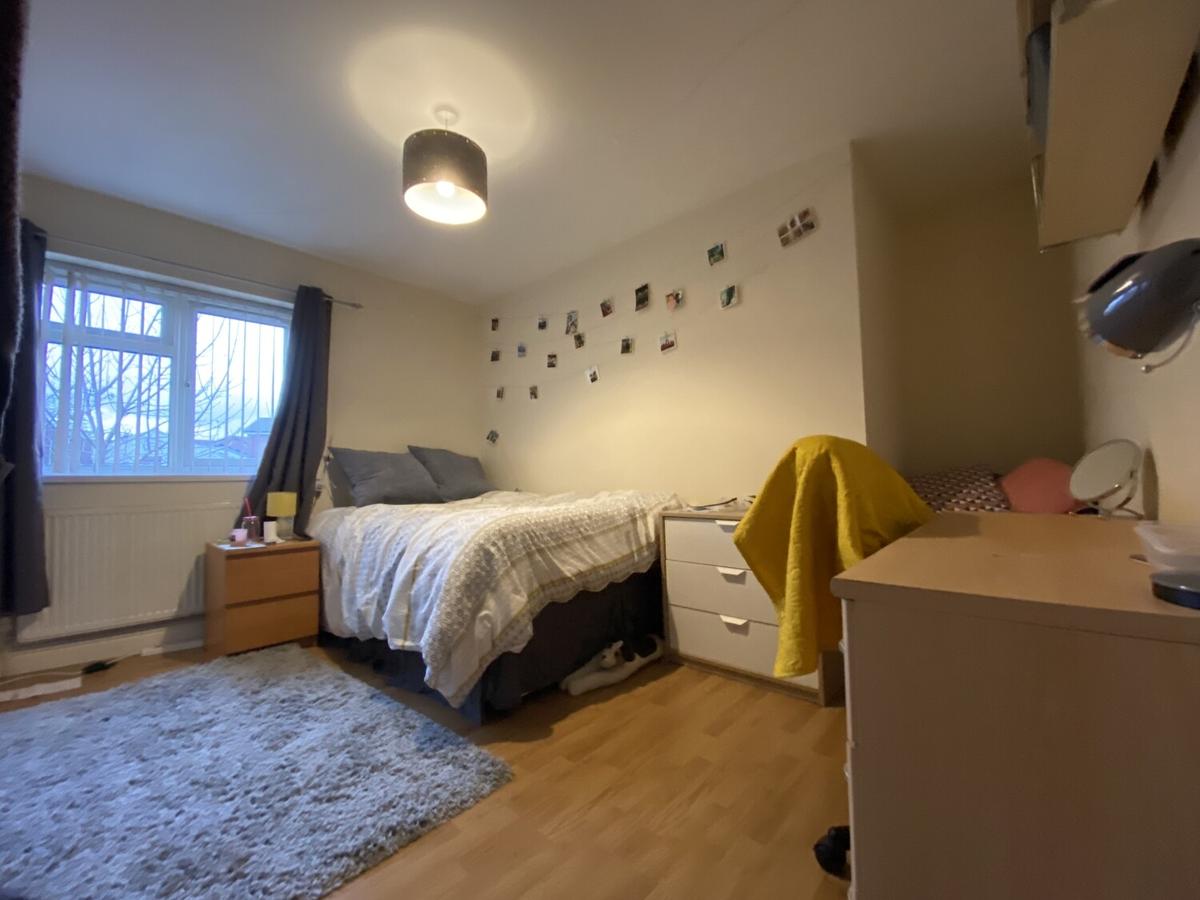 4 bedroom house for rent Maindy Road. Cathays Cardiff, CF24 4HP | UniHomes