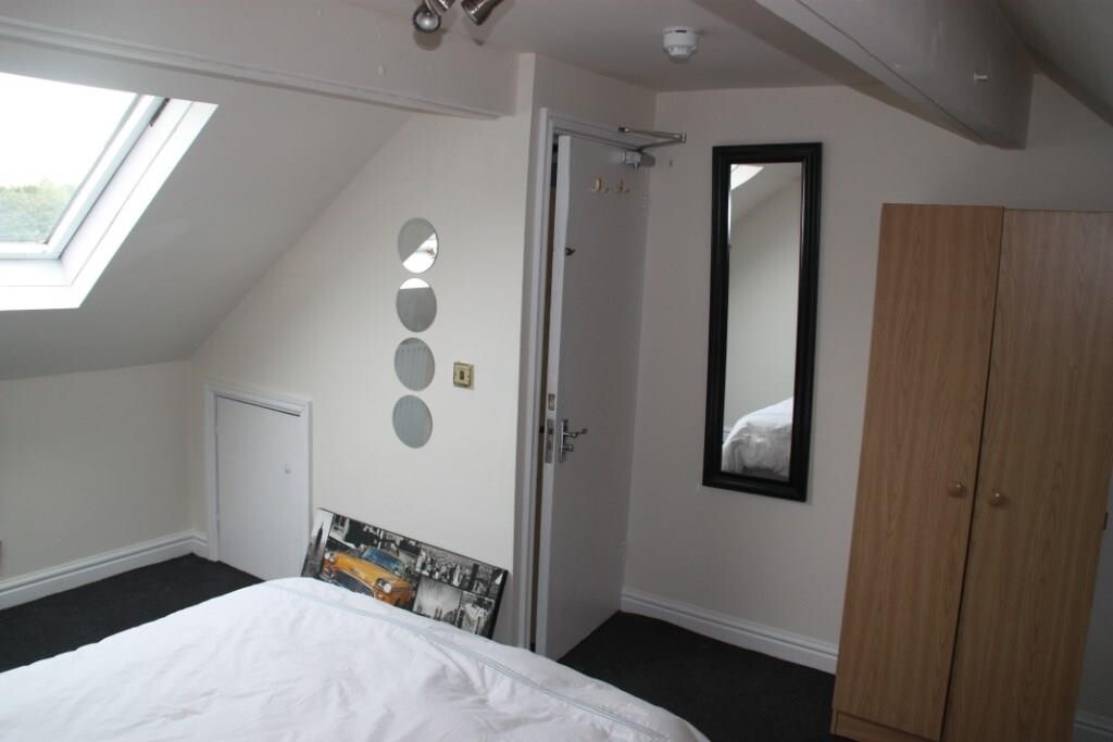 5 bedroom house for rent J J Thomson Mews Manchester, M14 6JT | UniHomes