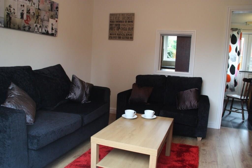 5 bedroom house for rent J J Thomson Mews Manchester, M14 6JT | UniHomes