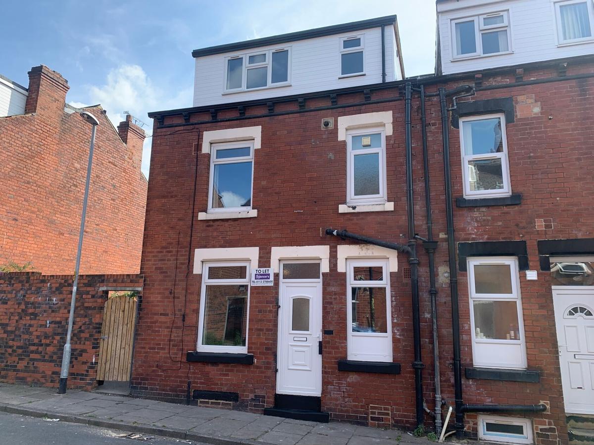 2 bedroom house for rent Harold Road Leeds, LS6 1PR | UniHomes