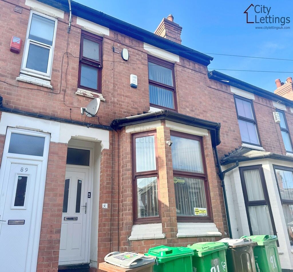 6 bedroom house for rent Rothesay Avenue Nottingham, NG7 1PW | UniHomes