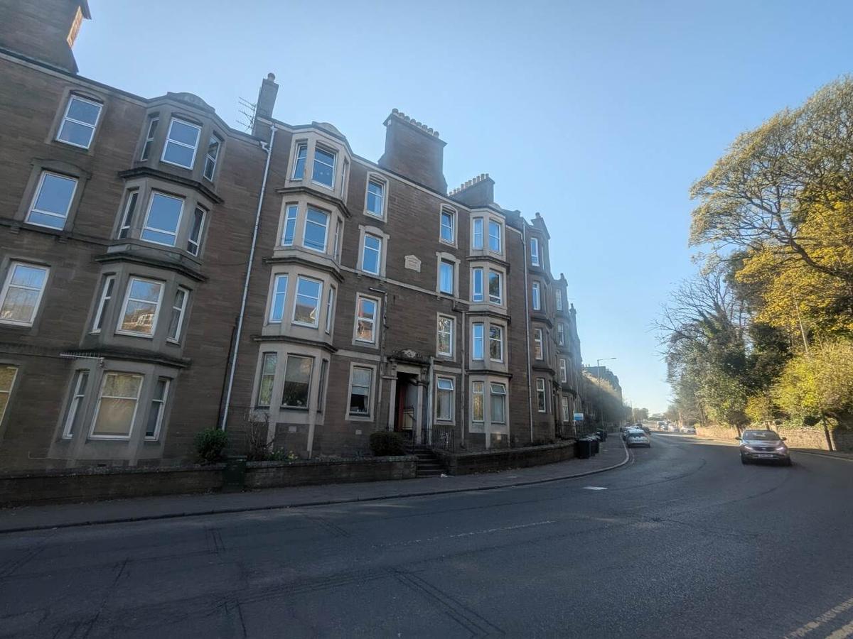 2 bedroom apartment for rent 2/2 Lochee Road, Dundee, DD2 2NF | UniHomes