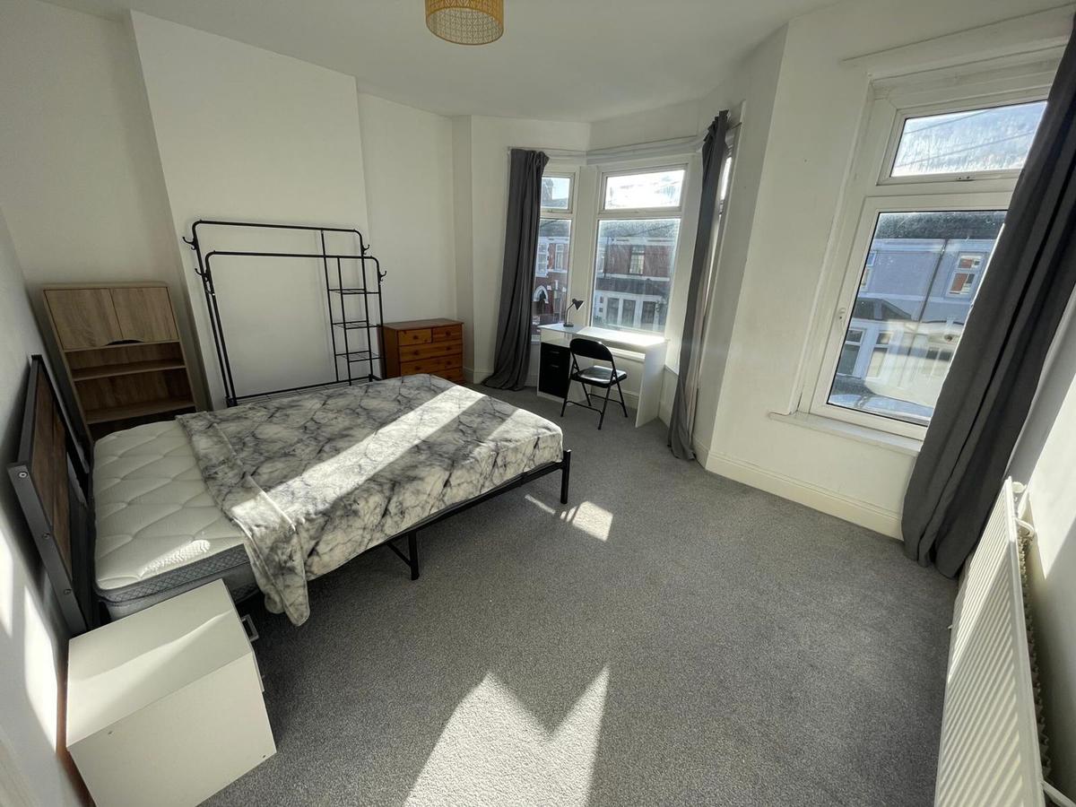 4 bedroom house for rent Manor Street, Cardiff, CF14 3PX | UniHomes