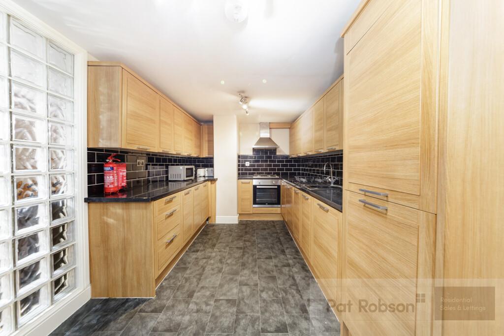 5 bedroom apartment for rent Osborne Terrace Newcastle, NE2 1NE | UniHomes