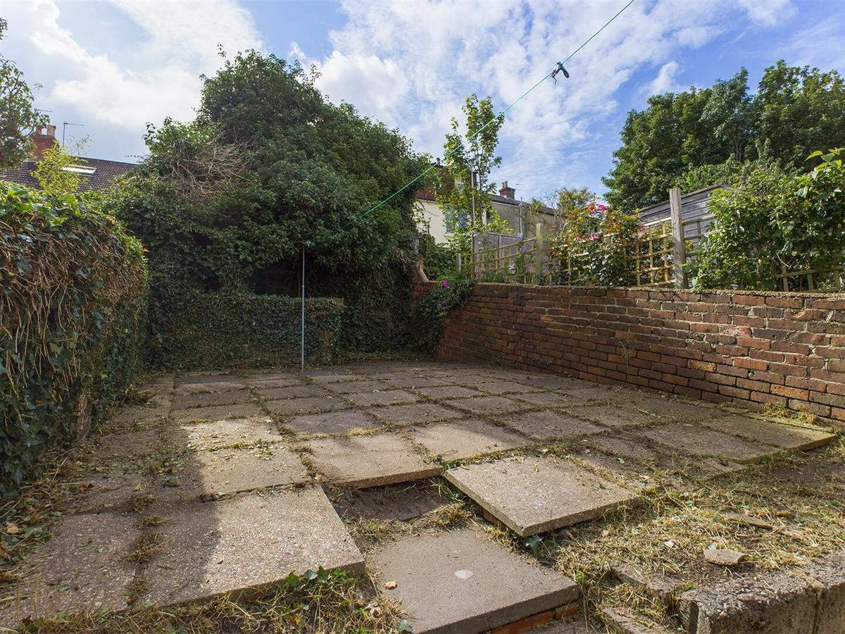 4 bedroom house for rent Riley Road, Brighton, BN2 4AH | UniHomes