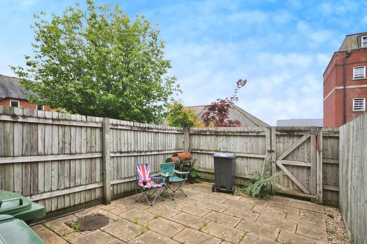 4 bedroom house for rent Market Street Exeter, EX1 1DL | UniHomes