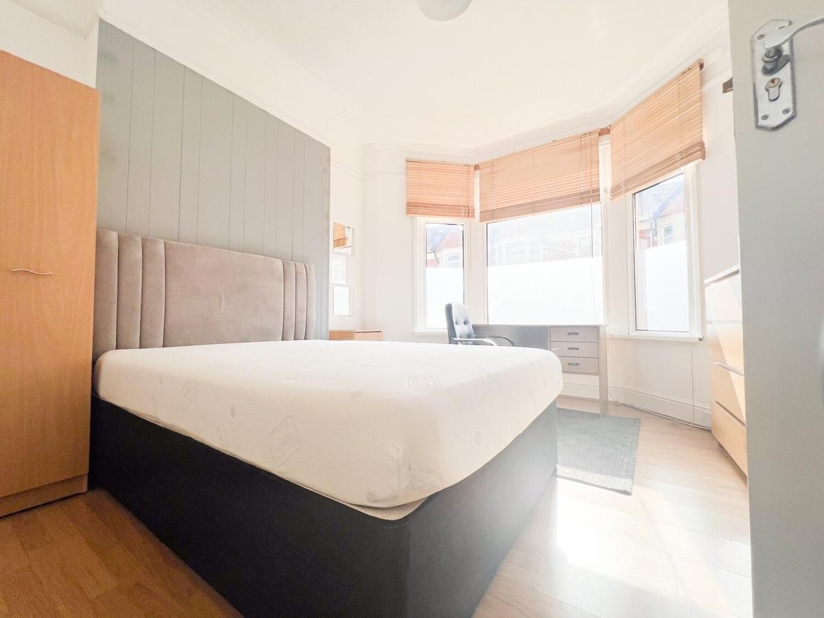 5 bedroom house for rent Cosmeston Street, Cardiff, CF24 4LR | UniHomes