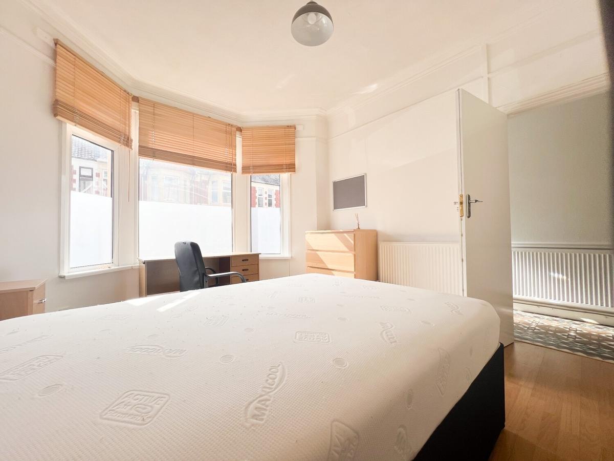 5 bedroom house for rent Cosmeston Street, Cardiff, CF24 4LR | UniHomes
