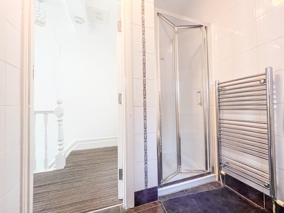 5 bedroom house for rent Cosmeston Street, Cardiff, CF24 4LR | UniHomes