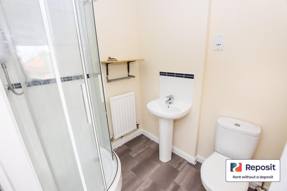 5 bedroom house for rent Kylemore Way Manchester, M11 3LH | UniHomes