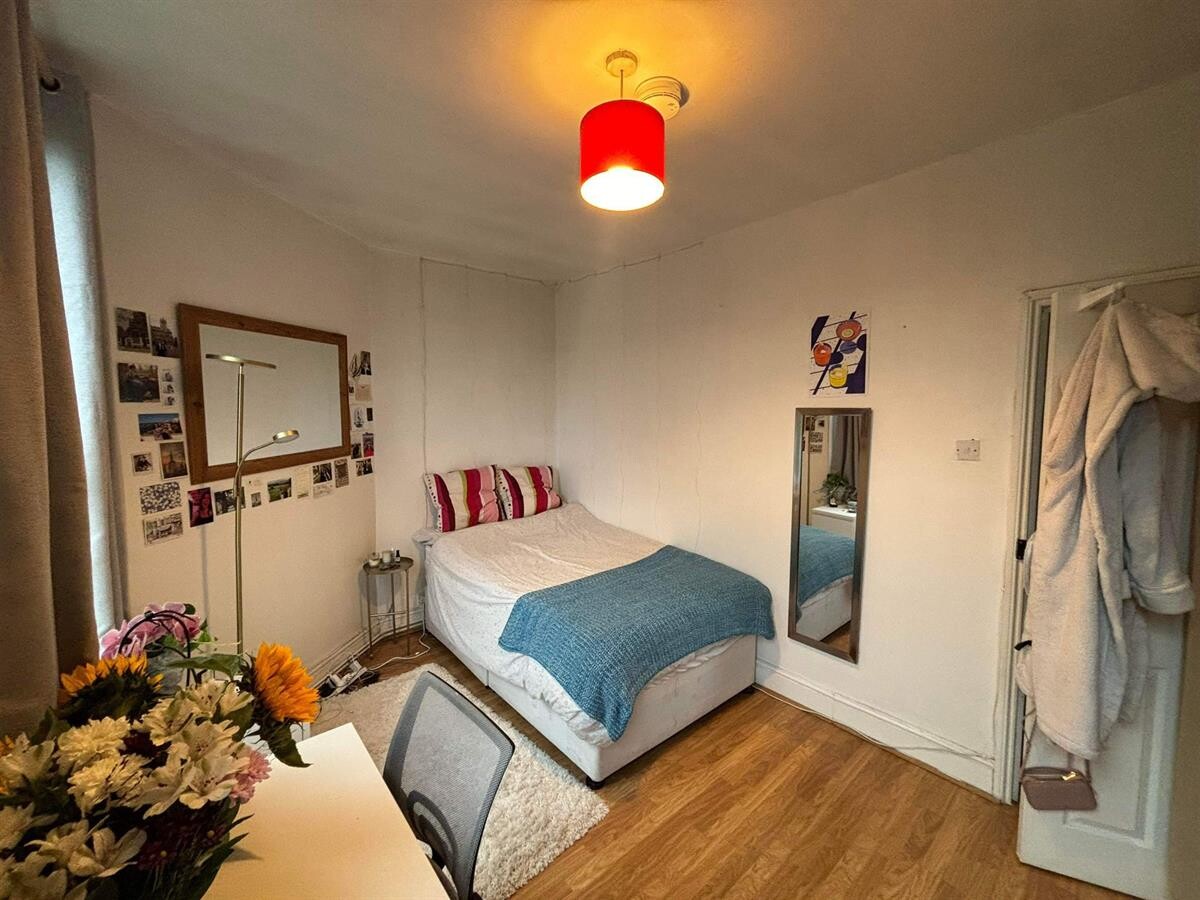 3 bedroom apartment for rent Loraine Mansions, Widdenham Rd London N7 ...