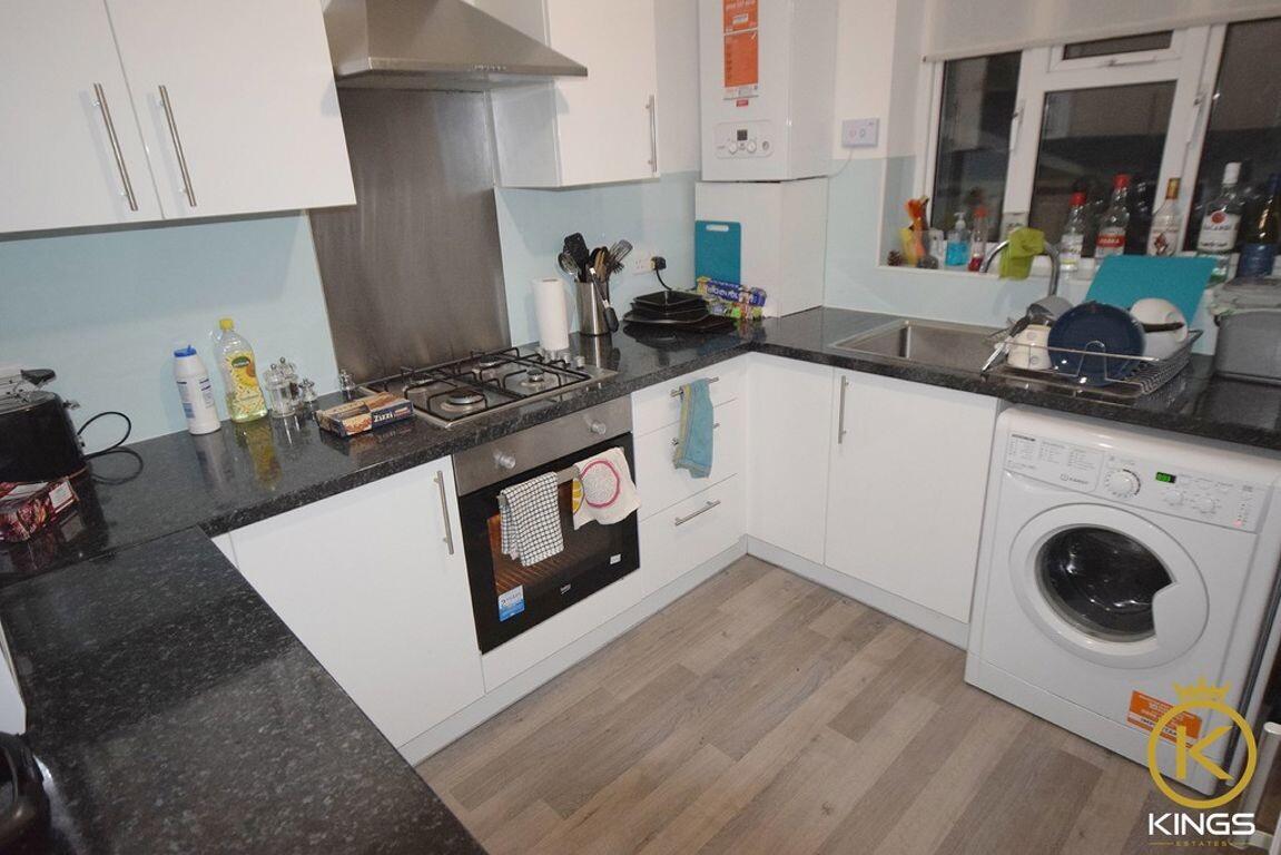 5 bedroom house for rent Ash Grove, Surrey, GU2 8UT | UniHomes