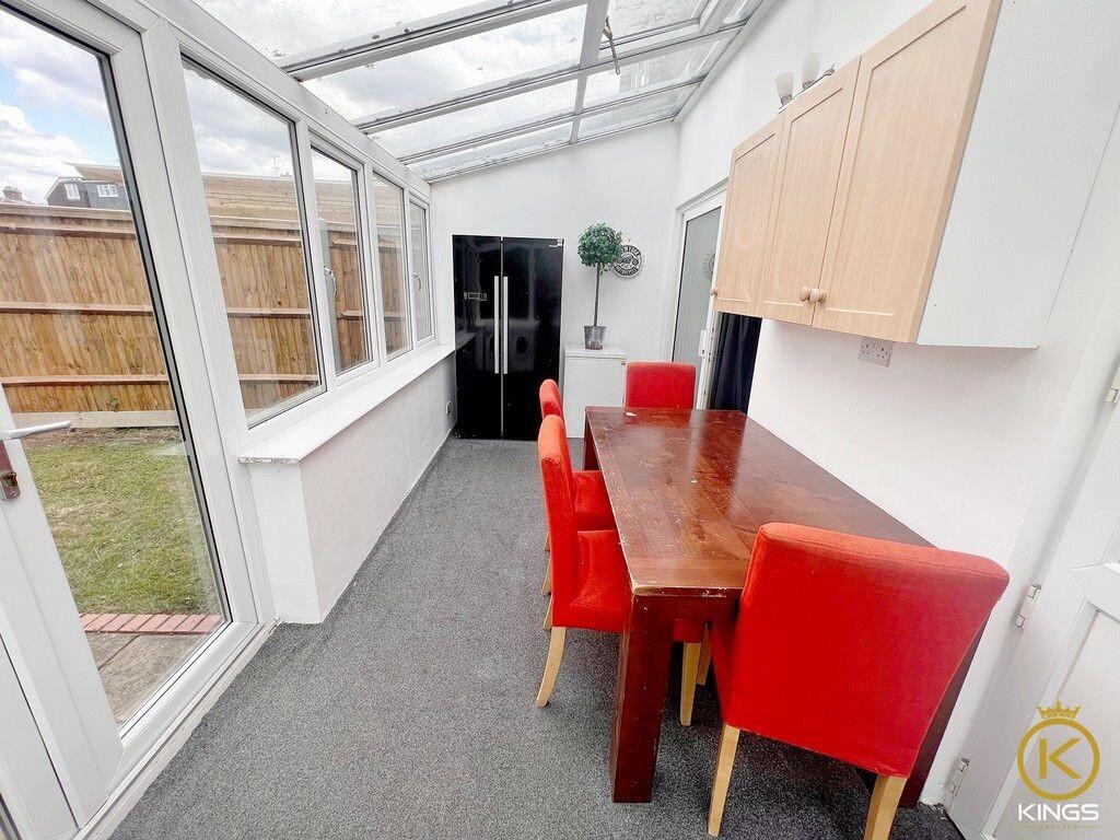 4 bedroom house for rent Saffron Platt, Surrey, GU2 9XX | UniHomes